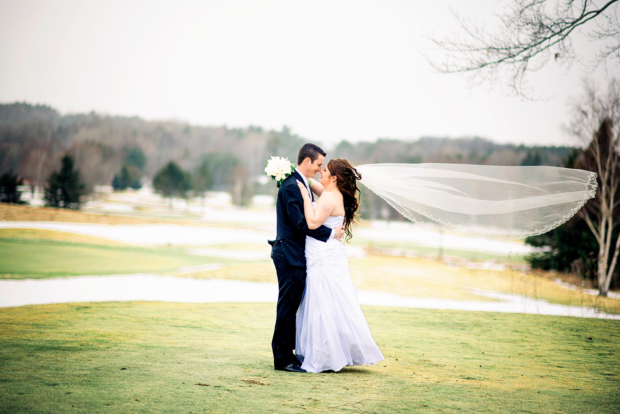 Peter B Photography | Michael & Monique at Hawk Ridge Golf Course ...